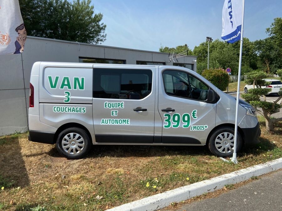 RENAULT TRAFIC FOURGON 2021