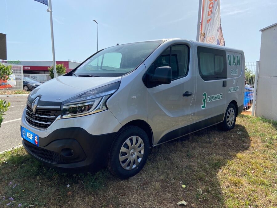 RENAULT TRAFIC FOURGON 2021
